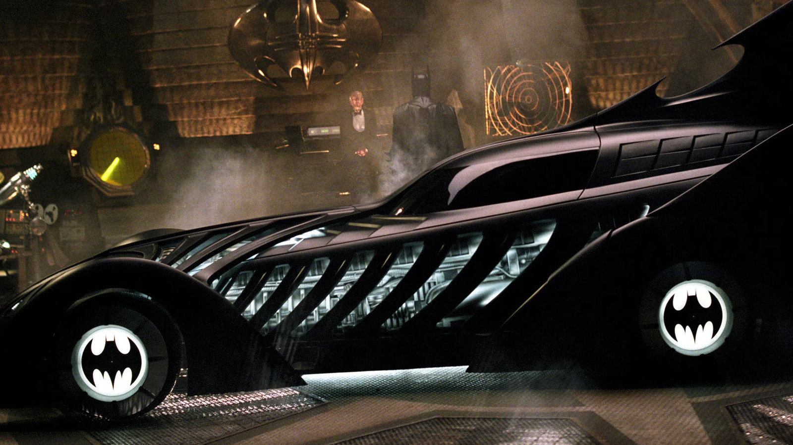 H.R. Giger Pitched A Scary Looking Batmobile For Val Kilmer's Batman ...